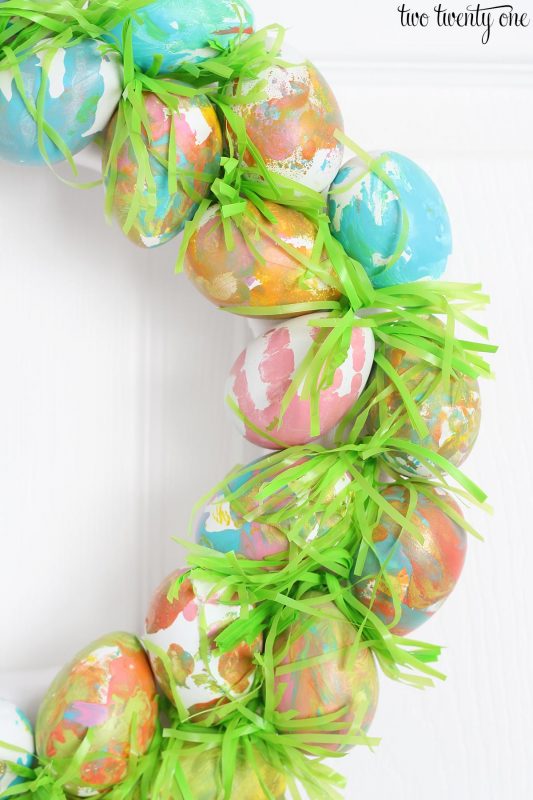 Toddler Craft: Easter Egg Wreath