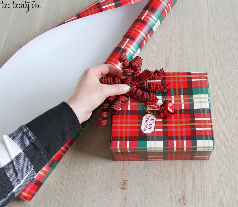 Gift Wrapping 101 - Tips and Tricks