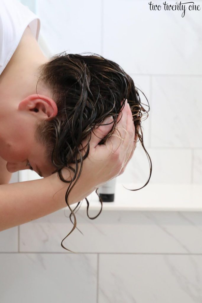 How to Style Curly Hair