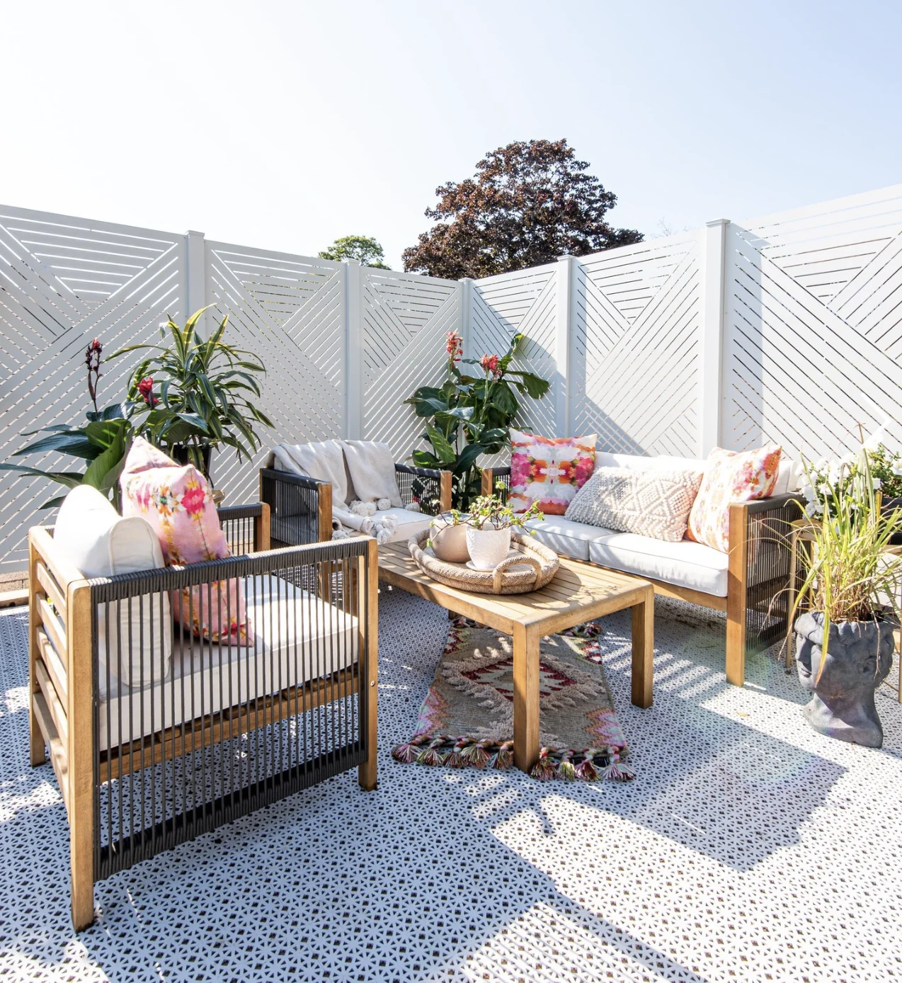 15 Stylish and Functional Deck Privacy Screen Ideas